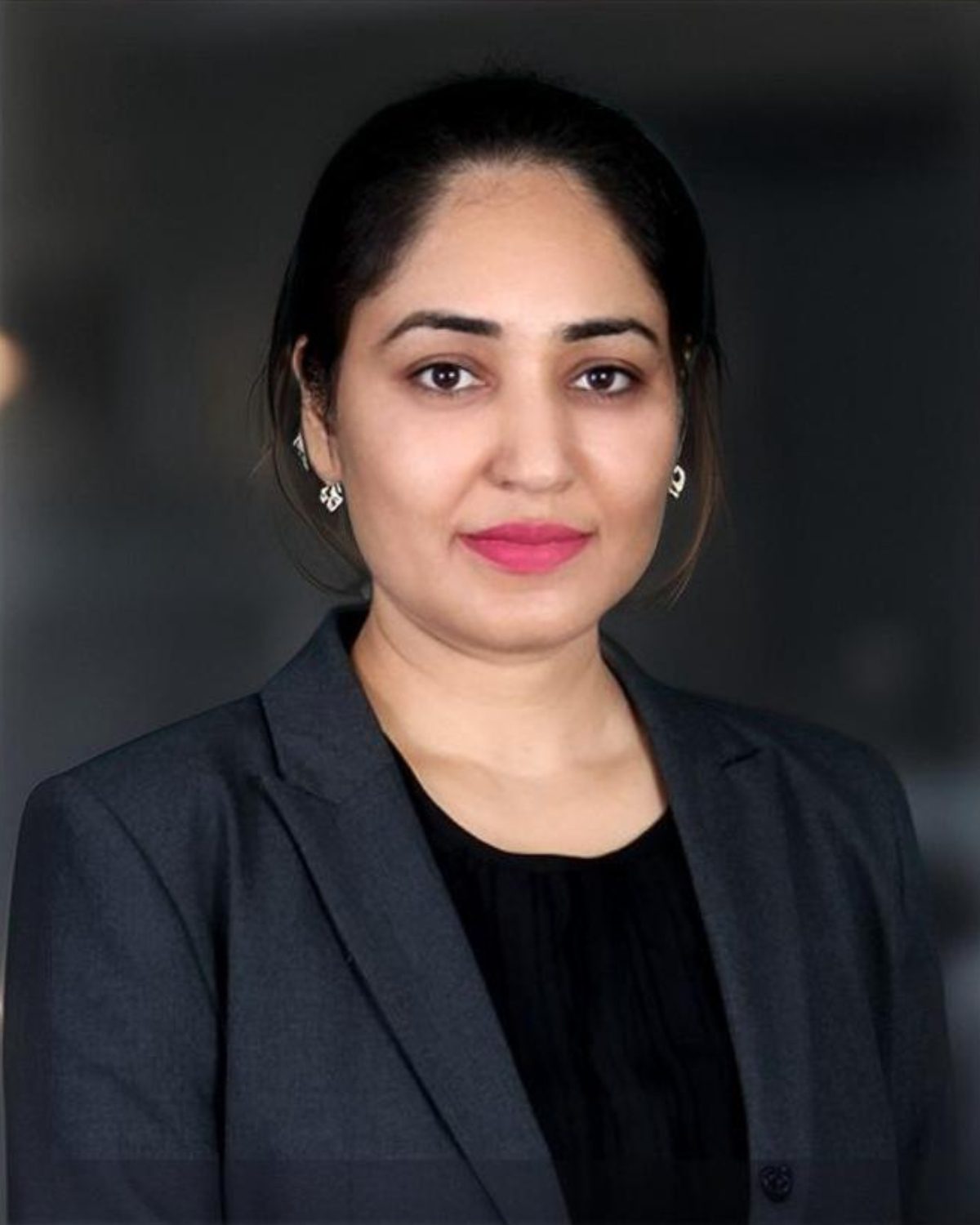 Poonam Thakur - CICC Licensed Immigration Consultant | Trusted Experts – Career Wings Immigration